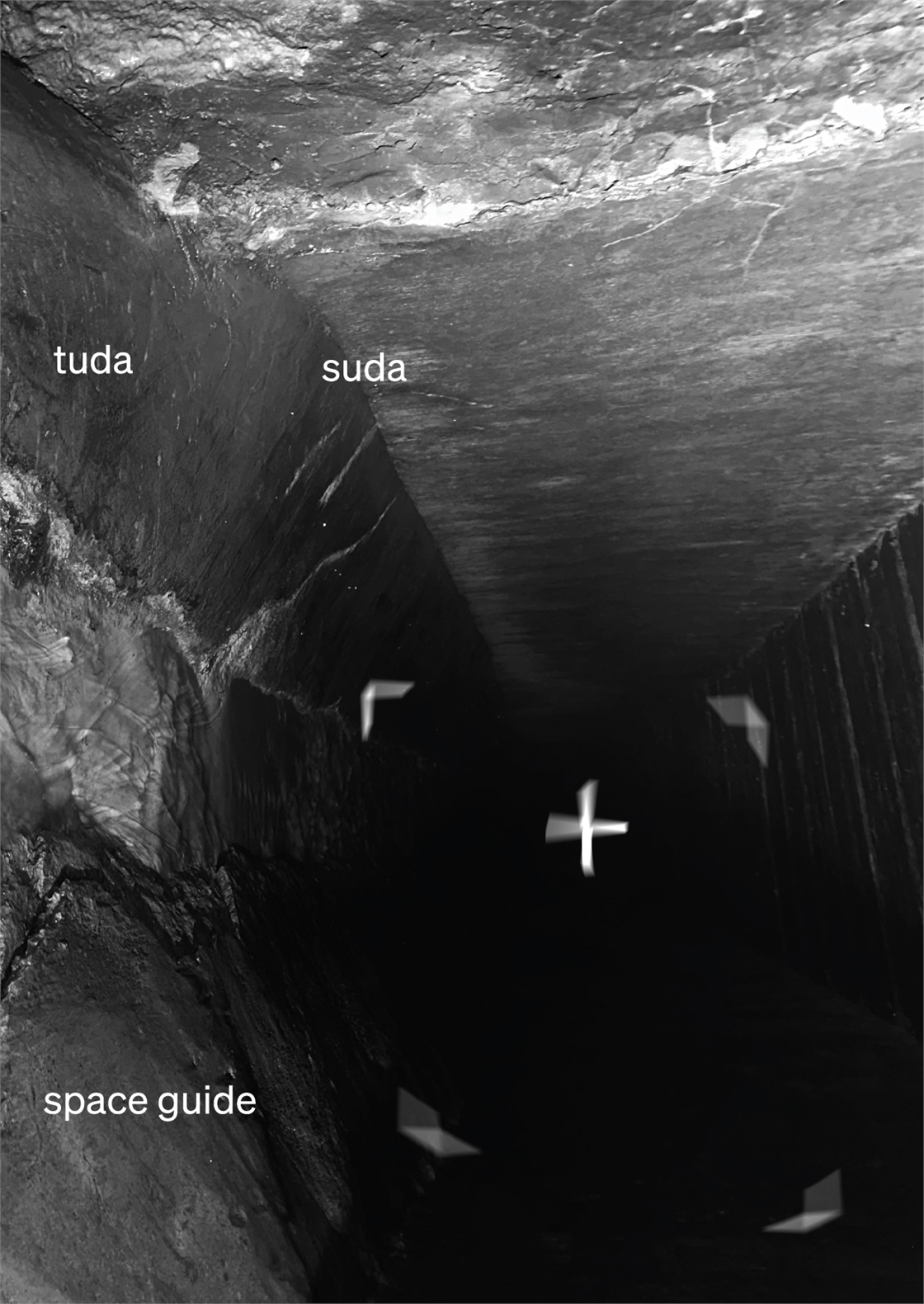 Студенческое портфолио / tuda suda space guide